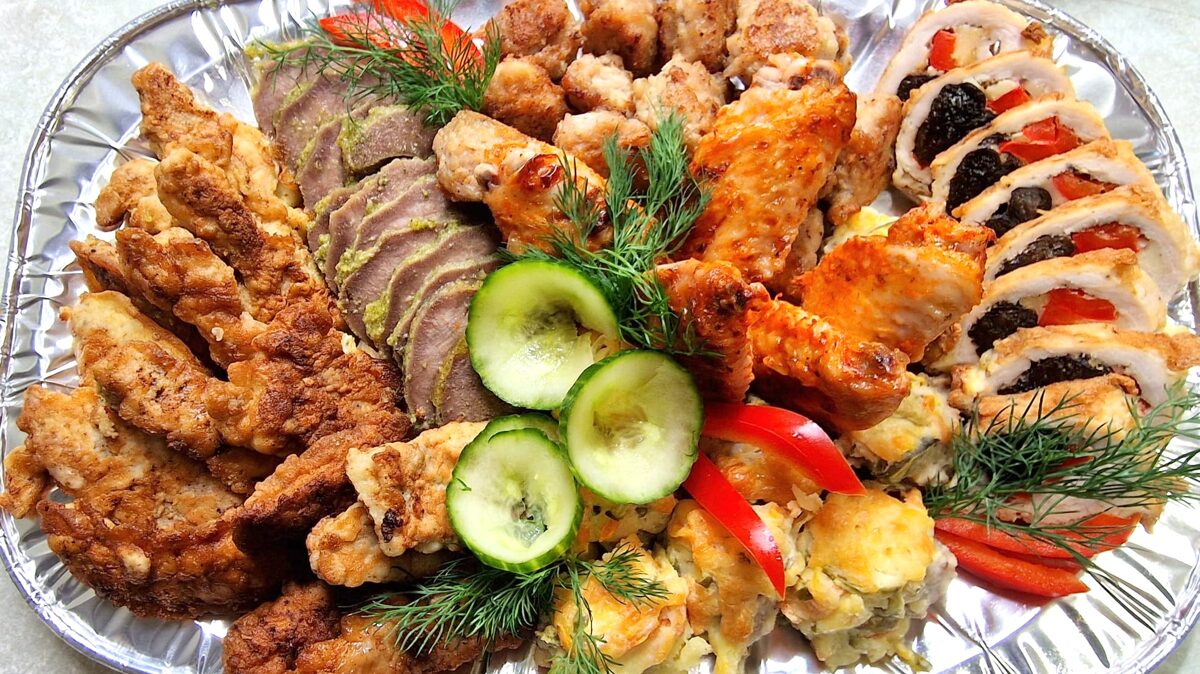 Gaļas plate - Plates - Kafejnīcas ēdieni ar mājās gatavotu garšu